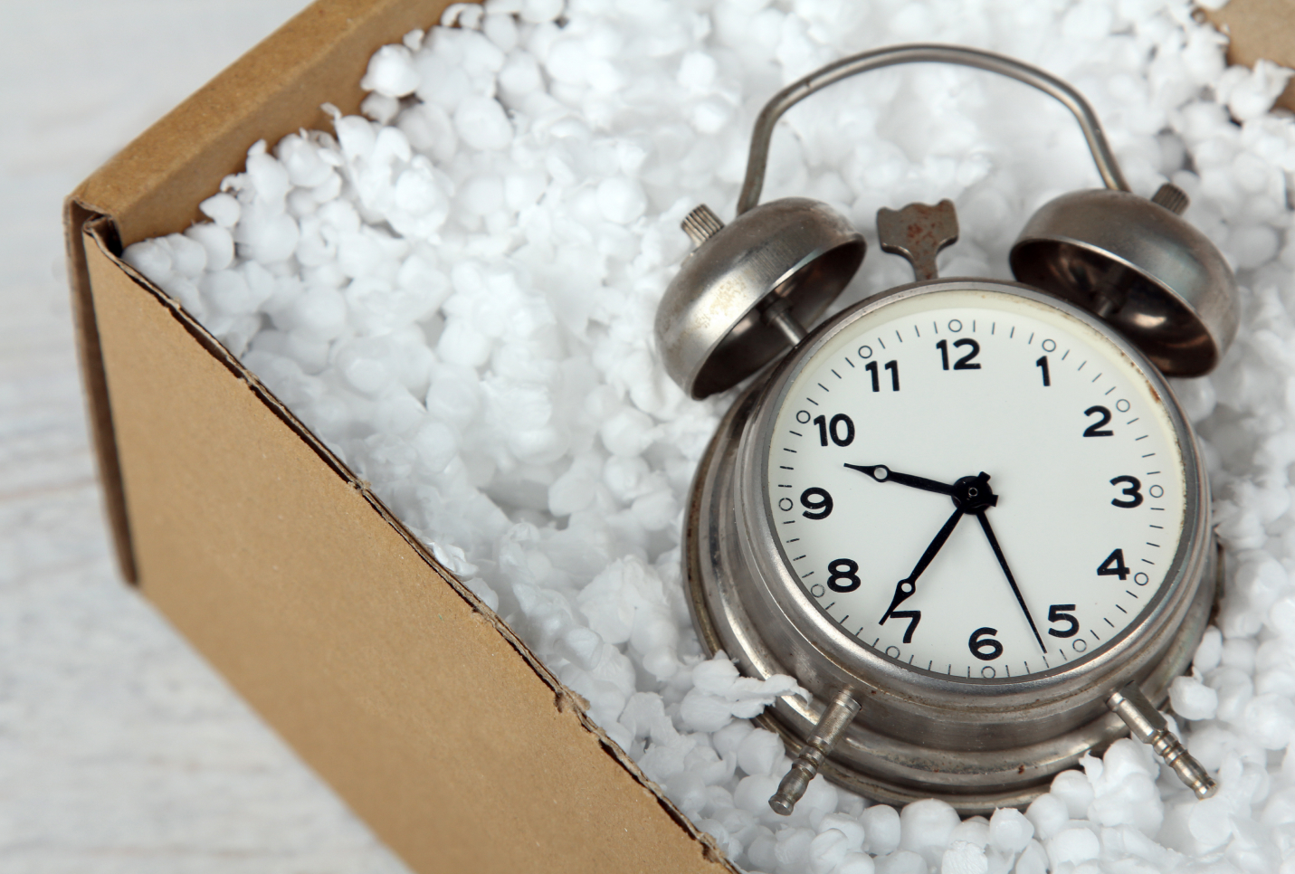 How Late Do FedEx and UPS Deliver? | Mochila Fulfillment