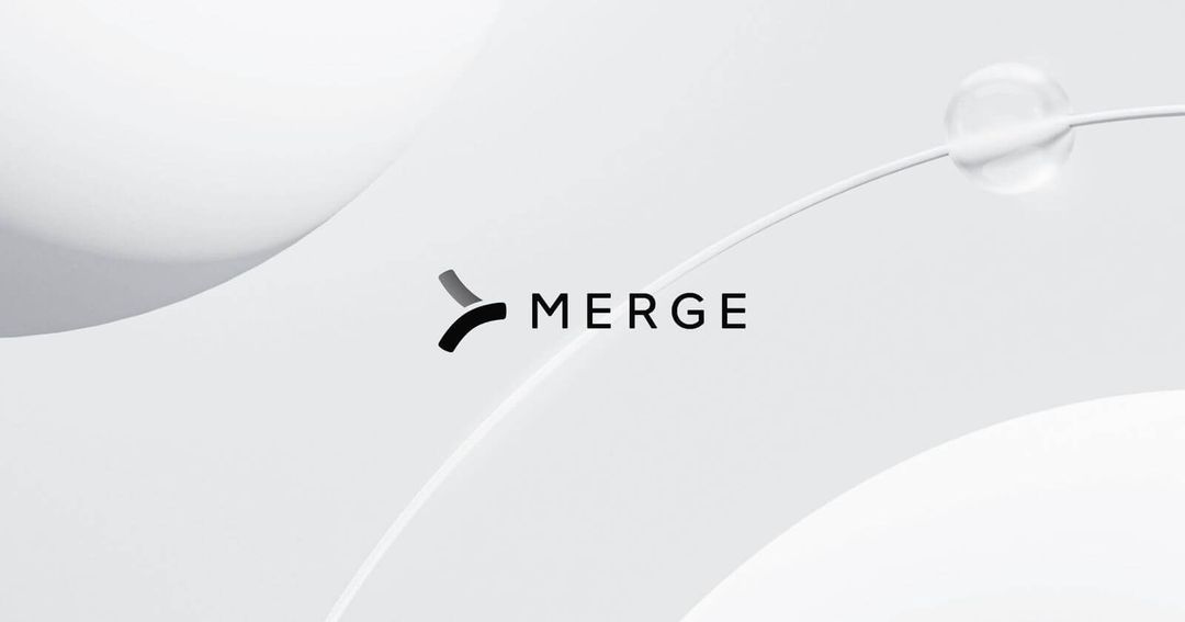 API vs flat file integration: how to choose between the two