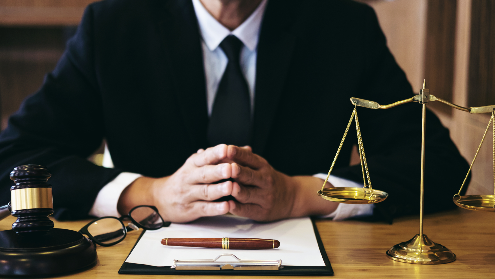 Advisor vs. Consultant: Who drives the most business growth?