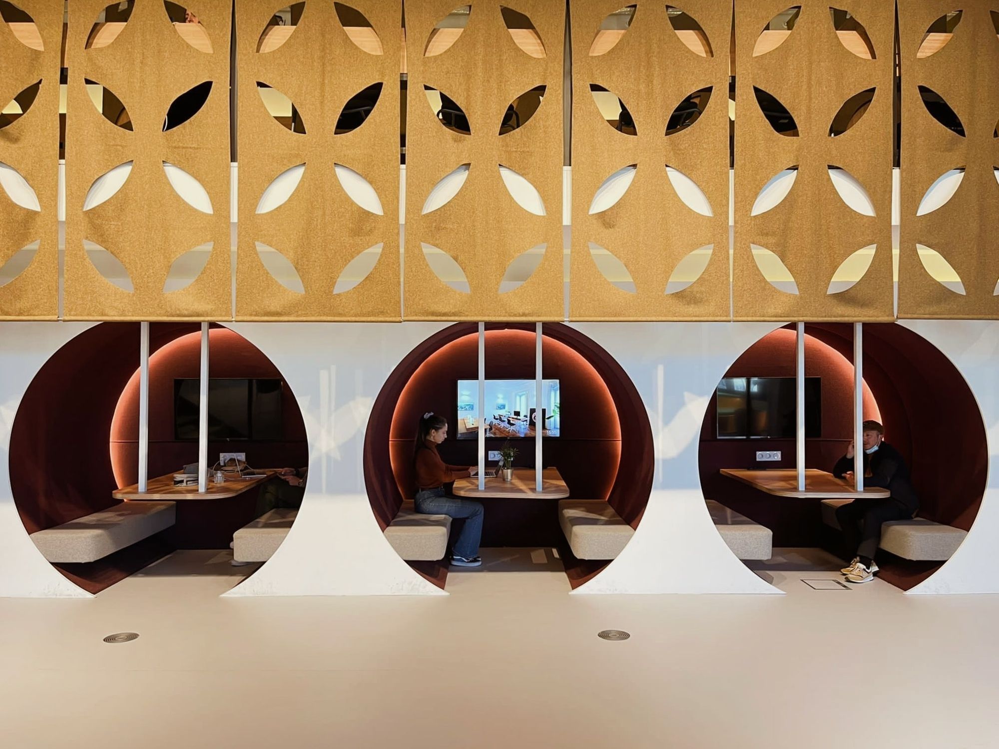 SpaceWorks - Powering Your Spaces Empowering Your People