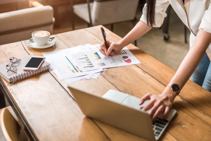 ¿Cómo hacer un informe de ventas fácil para tu negocio? | Uelz