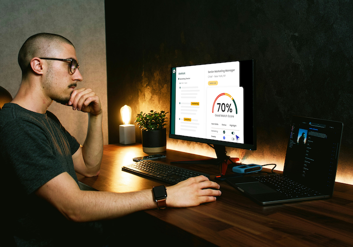 How to Tailor Your Resume to a Job Description (+Examples) | Teal