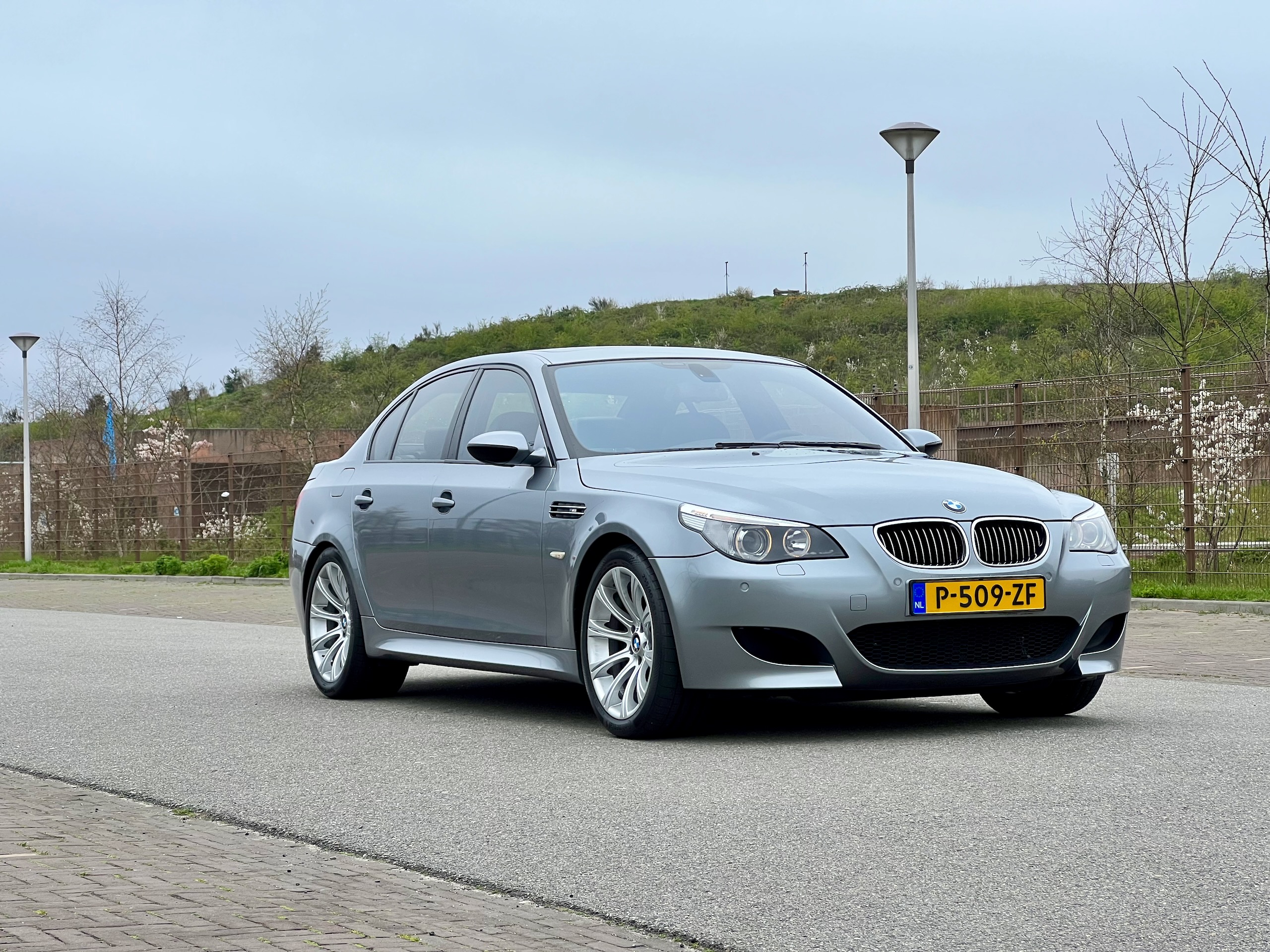 BMW M5 V10 2005