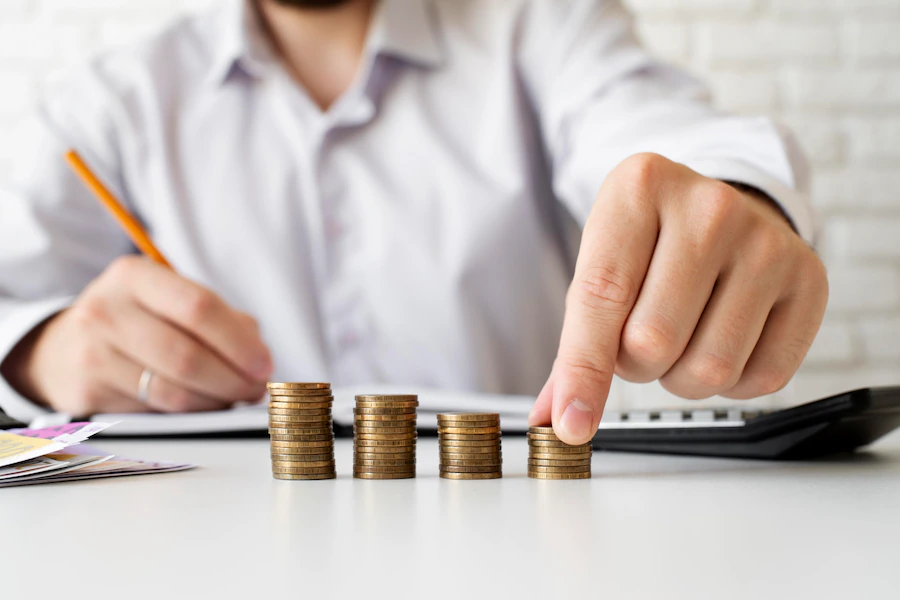 What is Recruitment Fee and How Does It Work? The recruitment agency ...