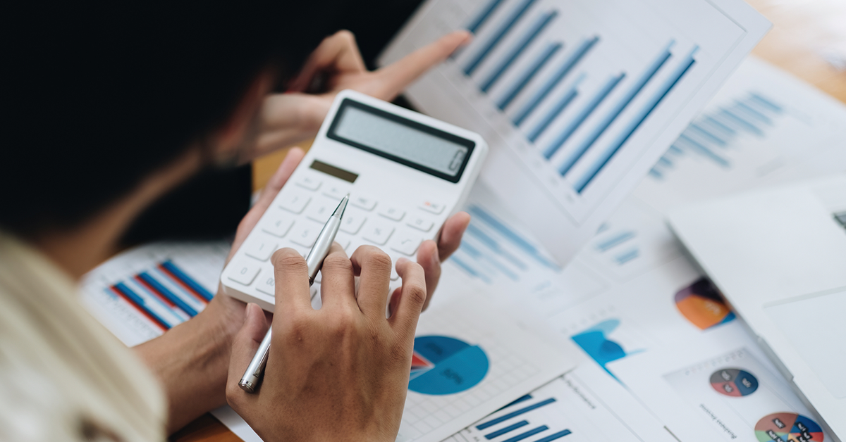 Optimize financial planning in construction with automation AI | Briq