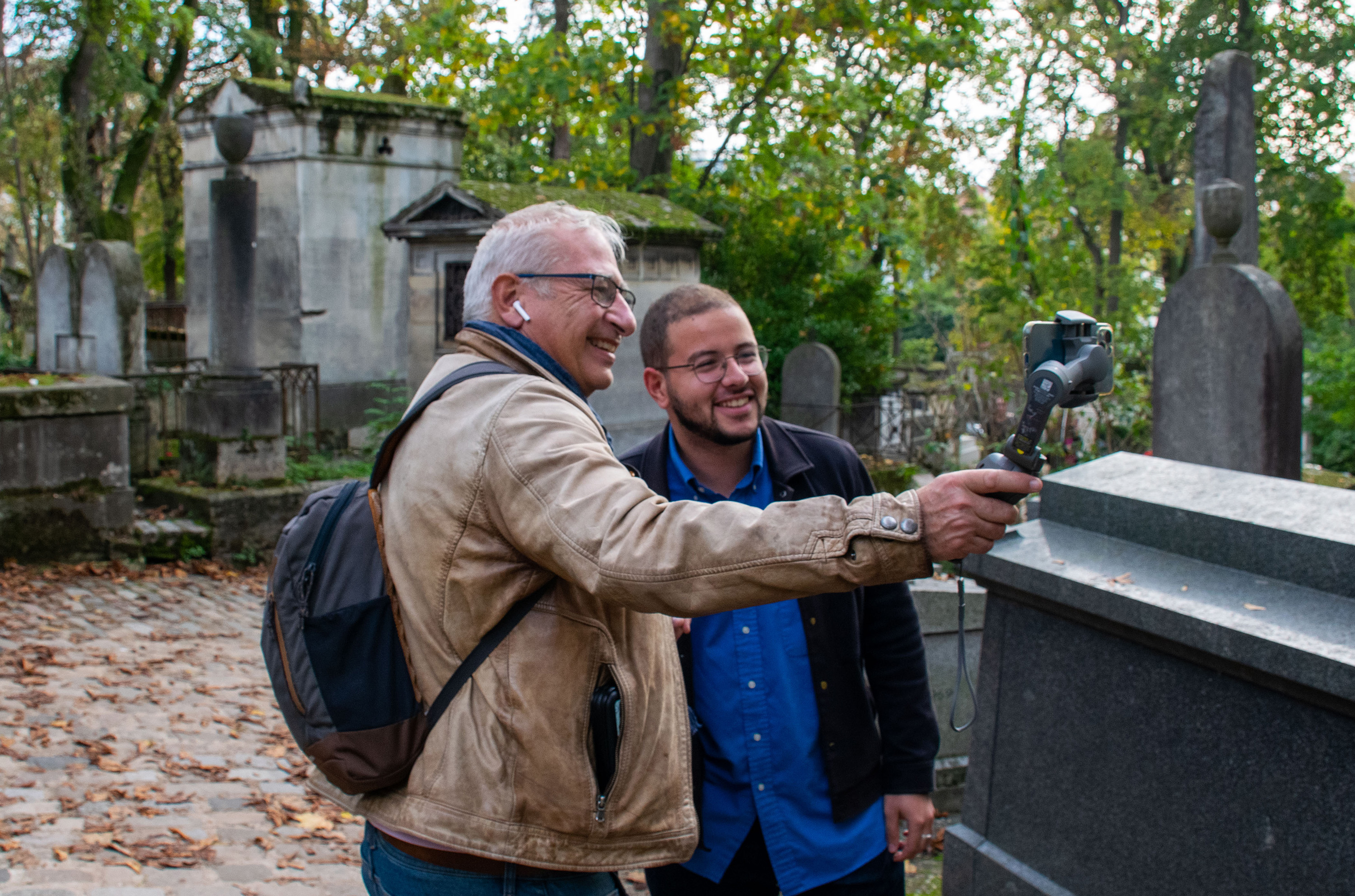 Père Lachaise Cemetery: A Stroll Through Immortal History in Paris ...