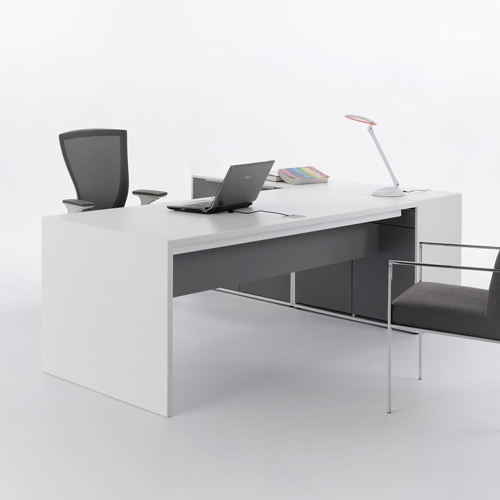 Plano. Manager - Desks and Workstations