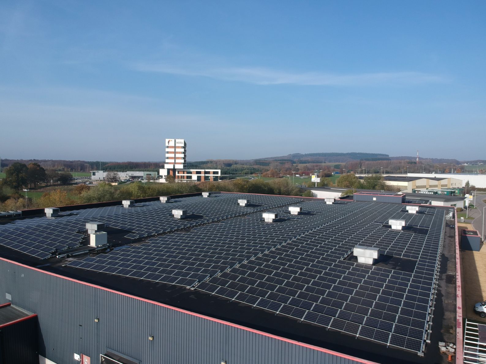 ENERDEAL | References - AUTAJON - 579 kWp • ROOFTOP