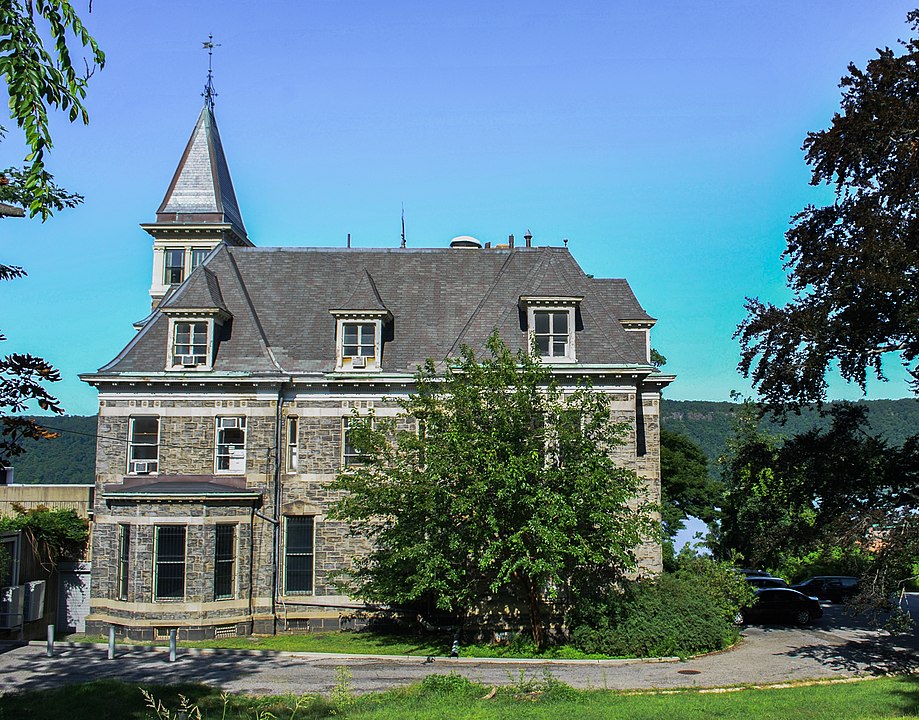 Hudson River Museum