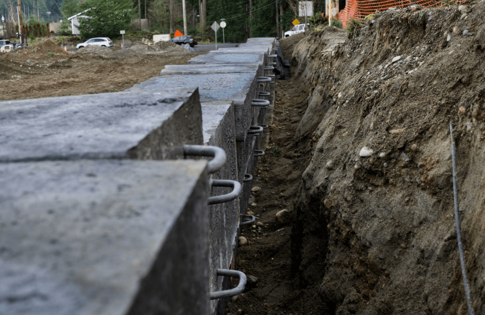 Outcropping Wall | Castohn