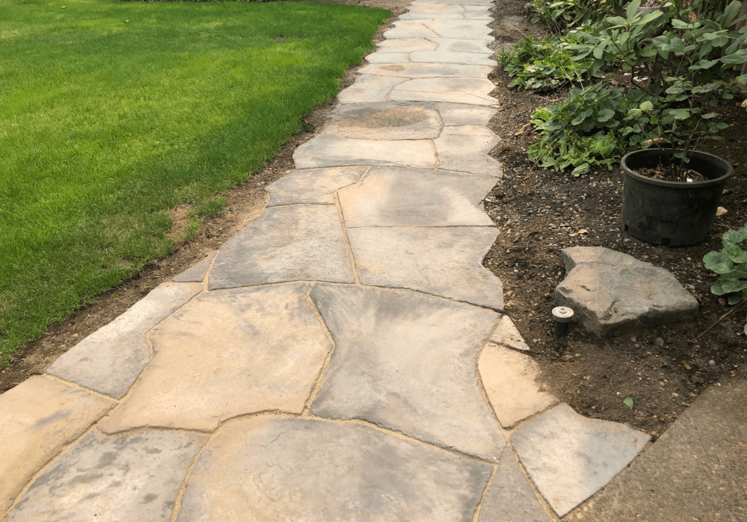 Grand Flagstone | Castohn
