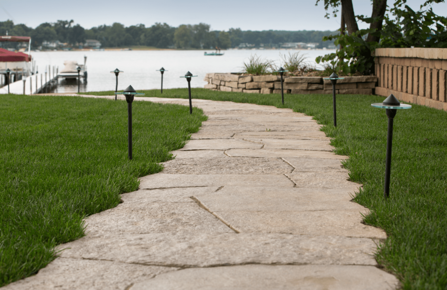 Grand Flagstone | Castohn