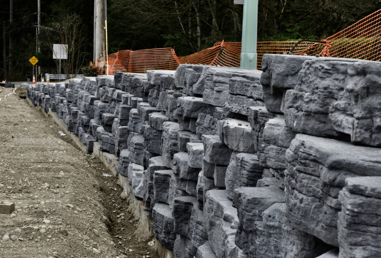 Outcropping Wall | Castohn