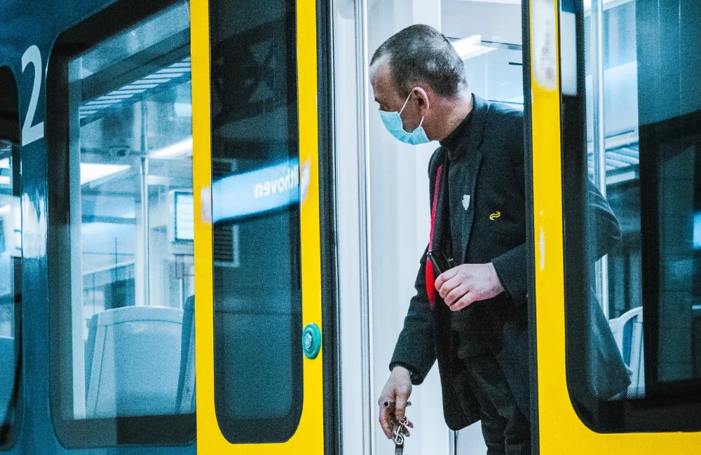 Video Analytics for train station operators | Isarsoft Perception