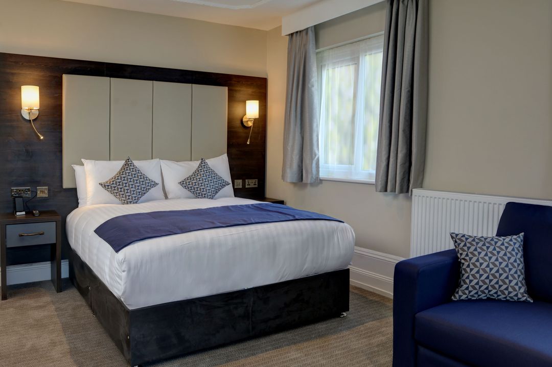Trafford Hall Hotel - Rooms
