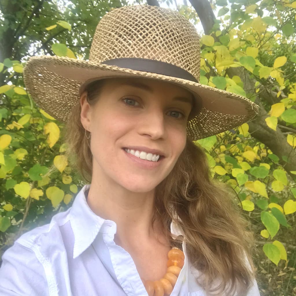 Molly Dodge - African People & Wildlife