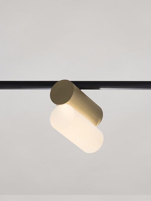 Typography Cilon by Studio Truly Truly