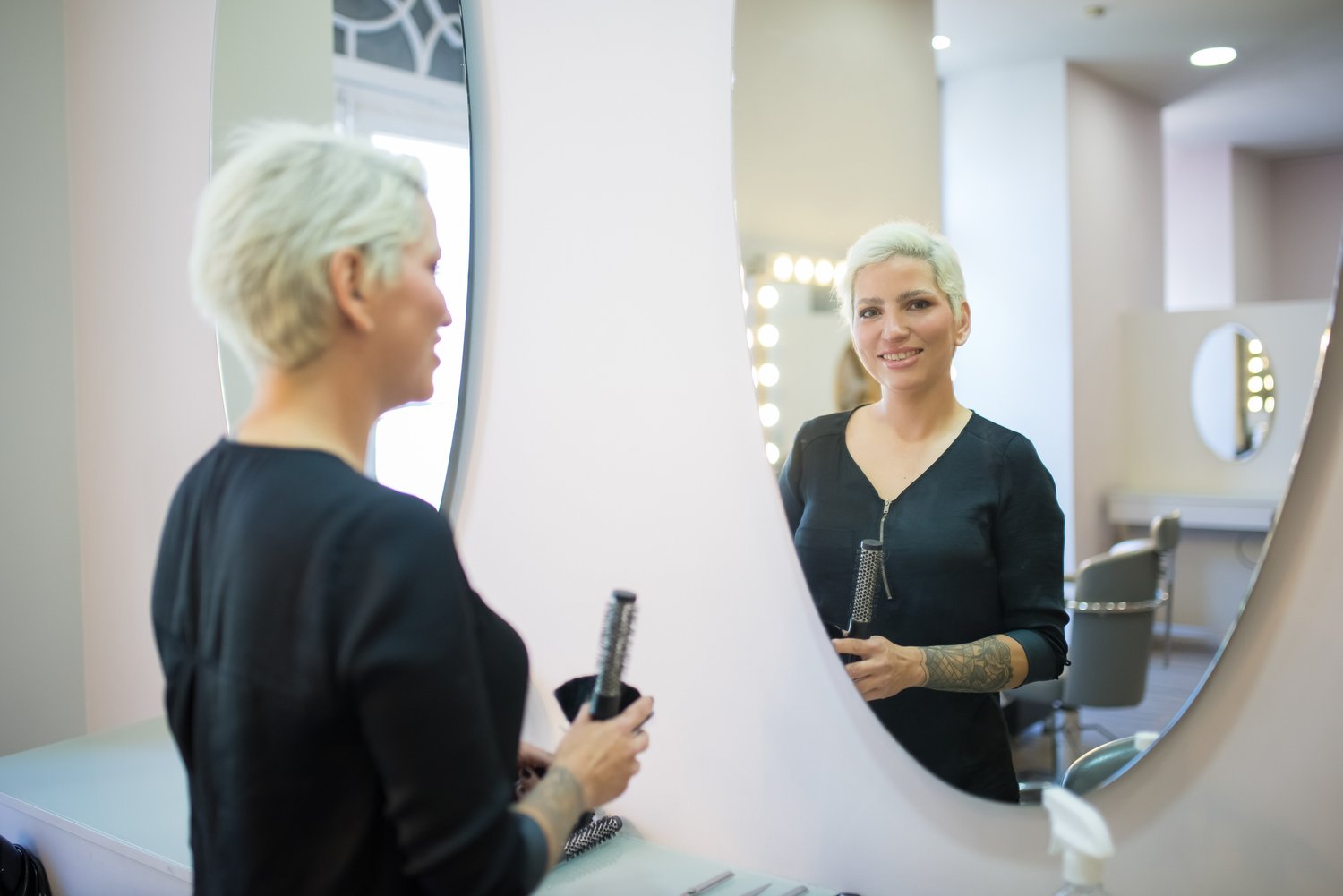5 Ways to Create a Positive and Motivated Salon