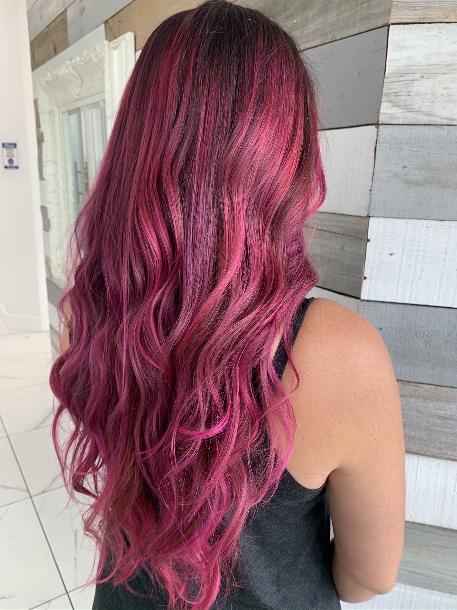 KrisColorsHair Doubles Revenue with GlossGenius