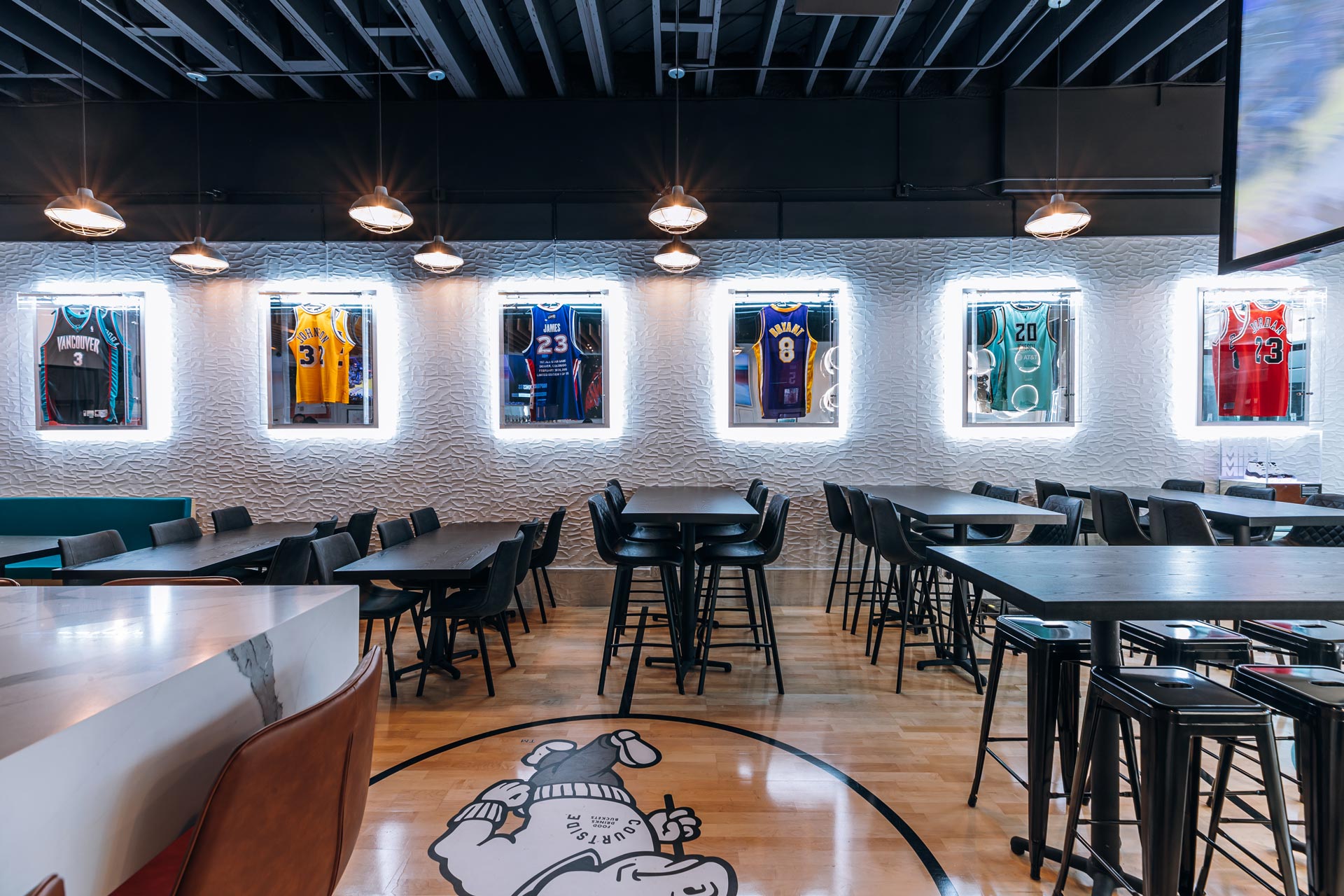 Courtside Food & Drinks