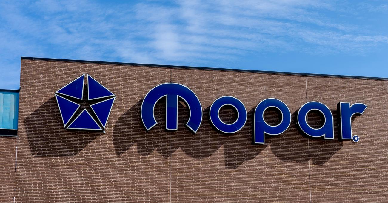 The History of Mopar: From the Beginning to Today | Junkyard Mob