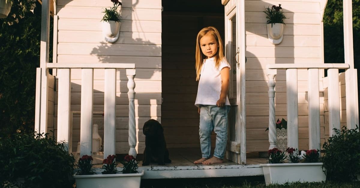 Can A Labrador Live In A Small House? Ways To Make It Work