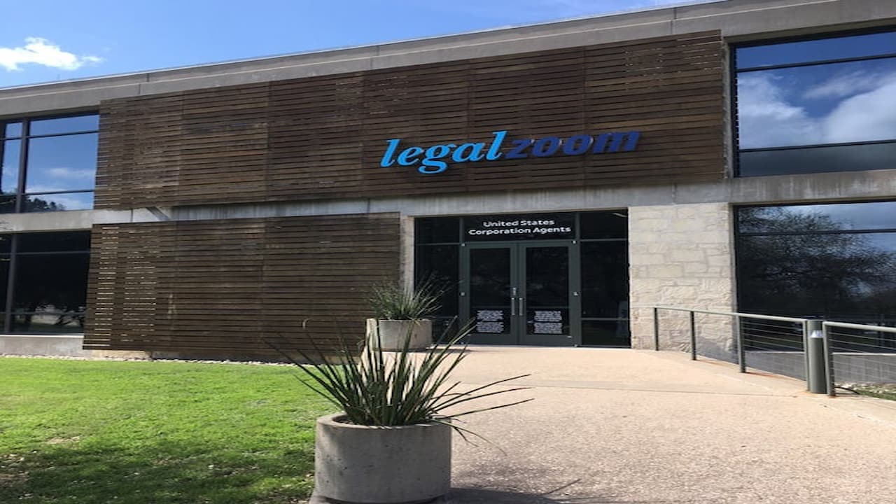 Apartments near the LegalZoom HQ in Austin, TX