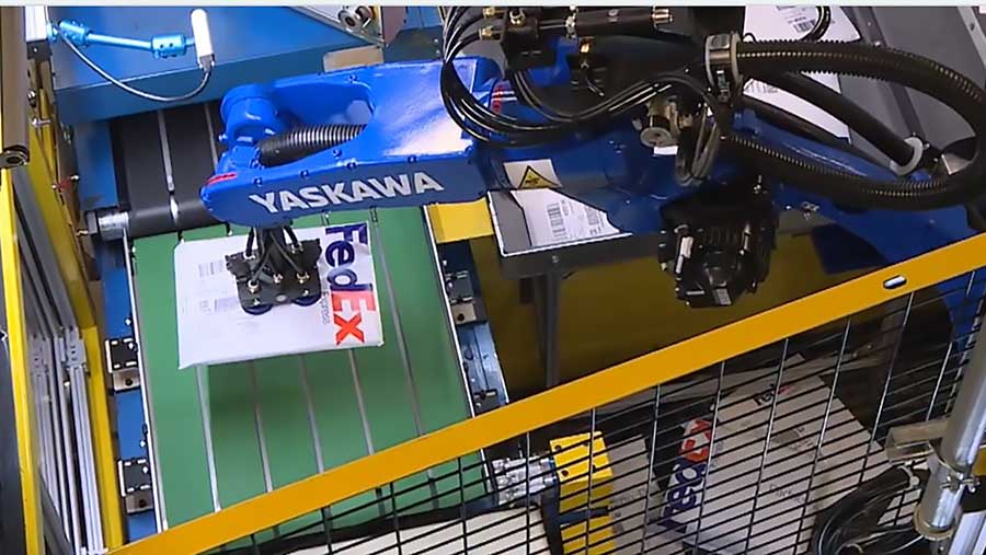 Automated Parcel Solutions & Systems - Robotic Parcel Sortation | Plus ...