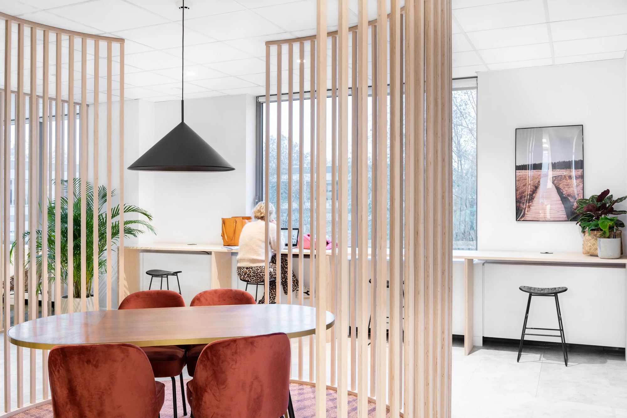 Crosspoint Solutions: Belgian IT incubator's office redesign