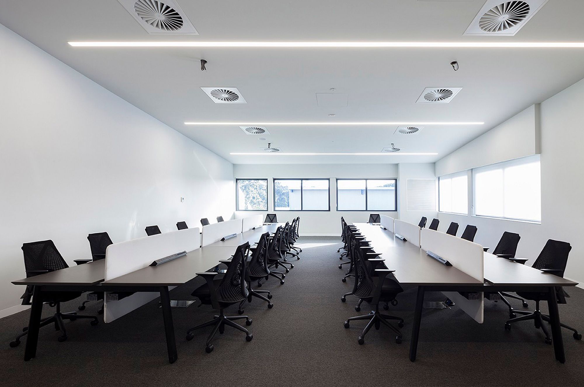 Image: Defence Force School of Signals Acoustic Roller Blinds ...
