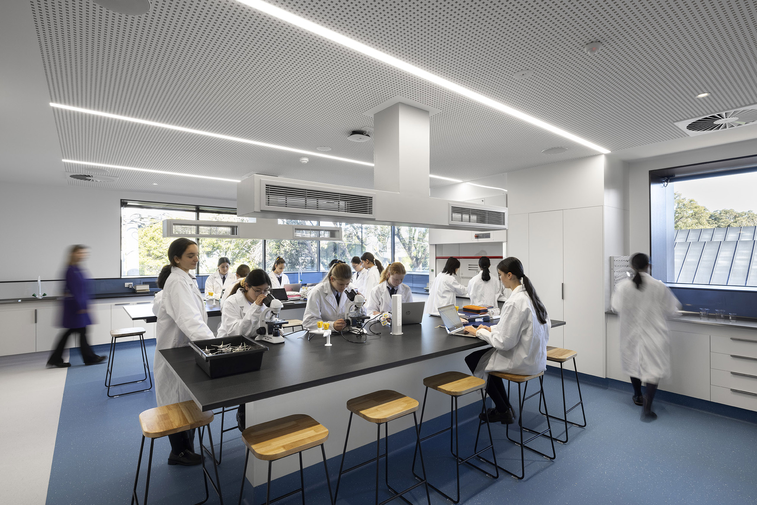 Fintona Science School: Curtains & Blinds by Countrywide Concepts