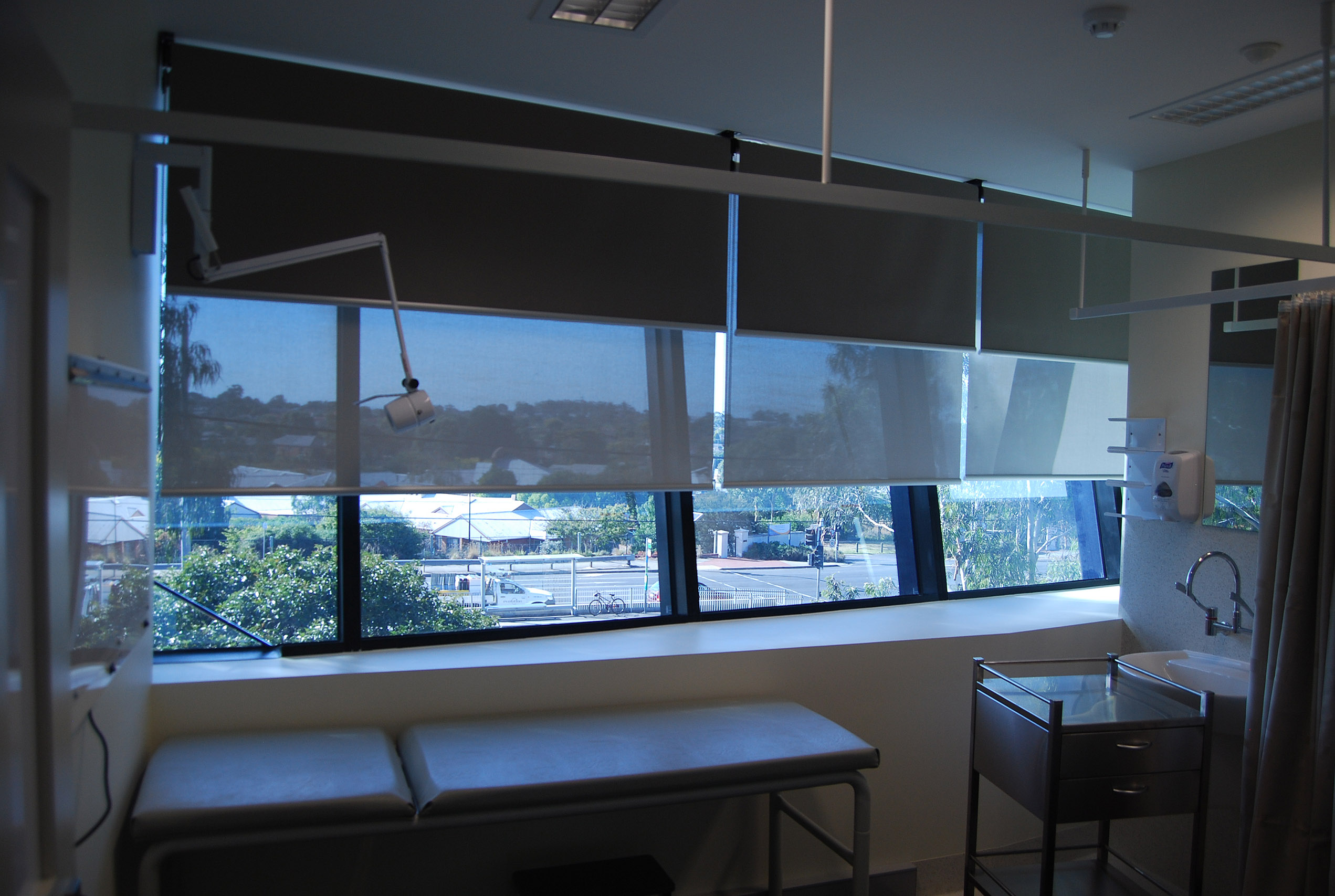 Bundoora Private Hospital: Curtains & Blinds by Countrywide Concepts