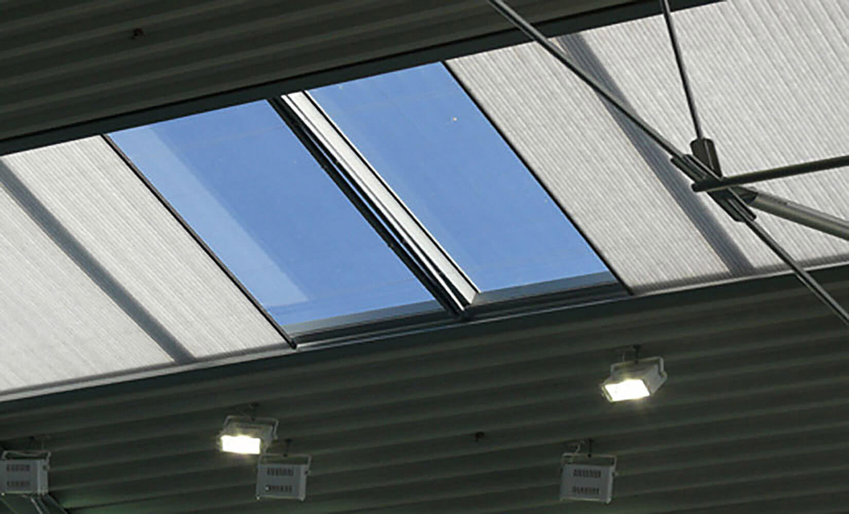 Skylight Blinds: Versatile Custom Solutions | Countrywide Concepts