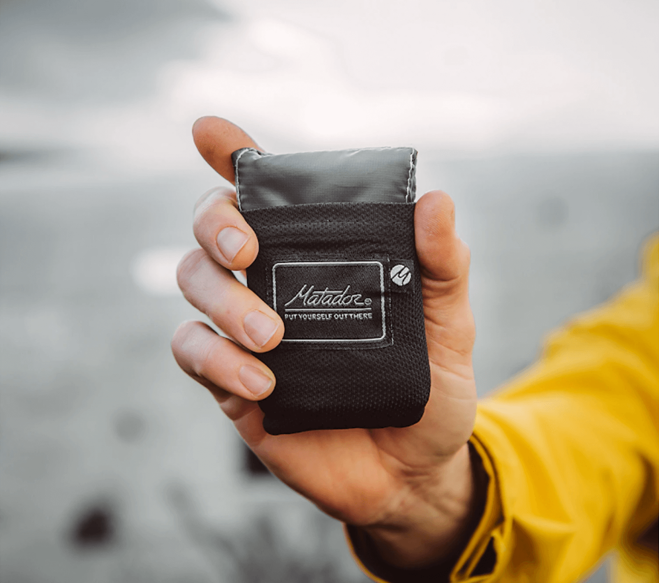 10 Tips to Setting and Maximizing Your Employee Swag Budget in 2021