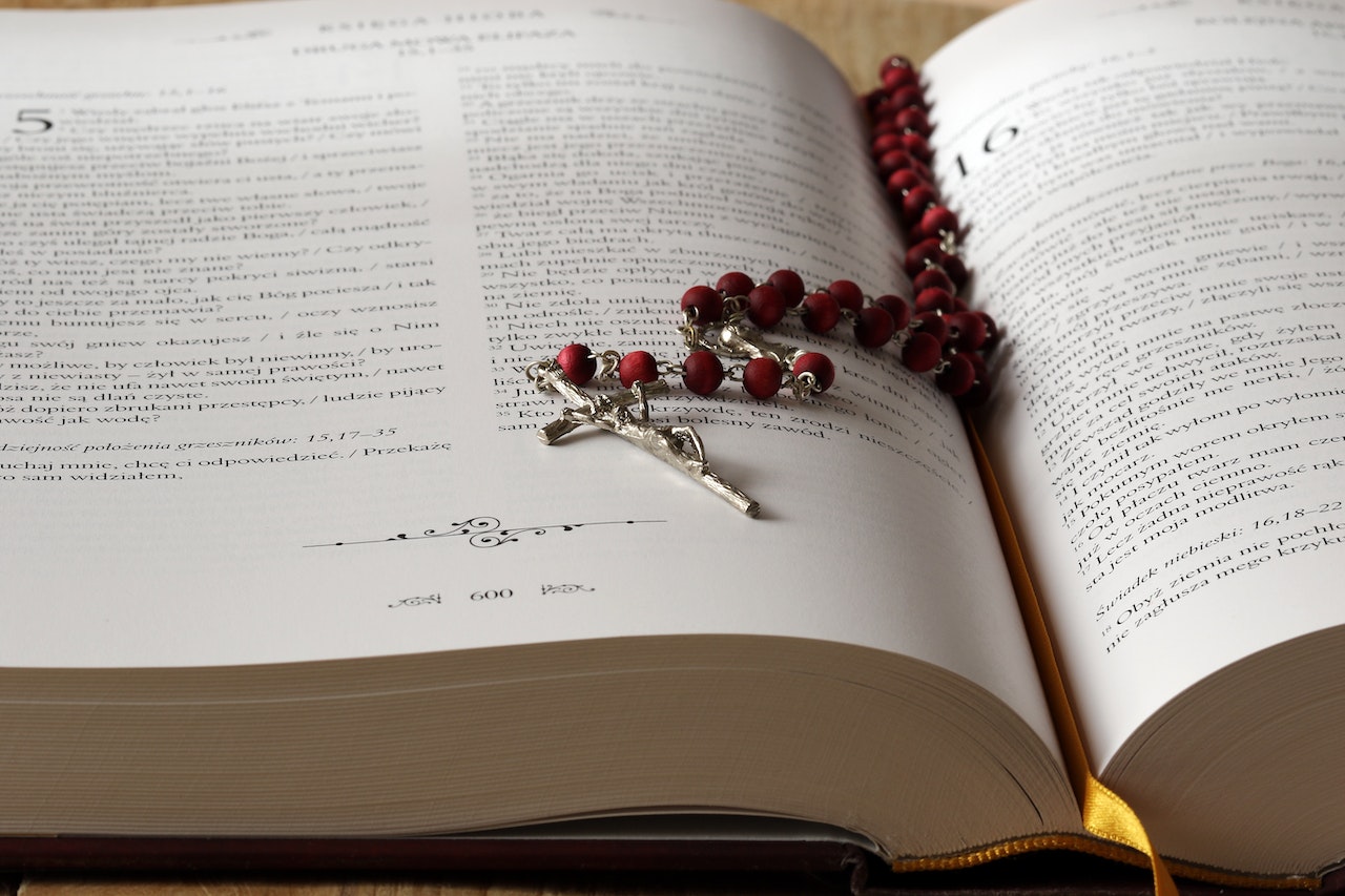 Top 7 Reasons Why Church Notes is Ideal for Busy Christians - Church Notes