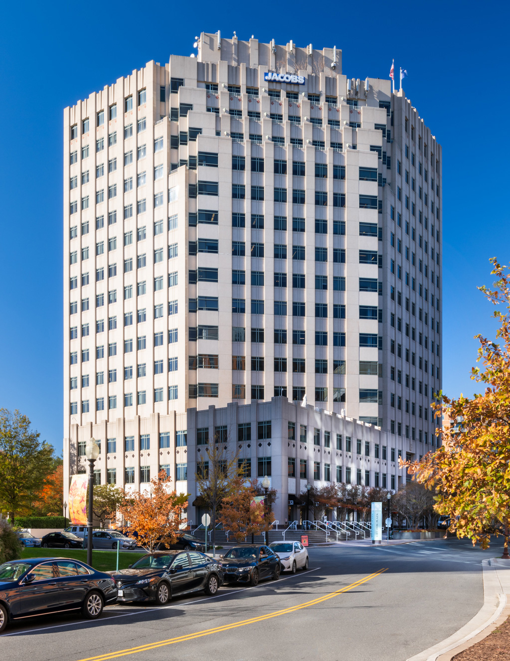 1100 North Glebe Road