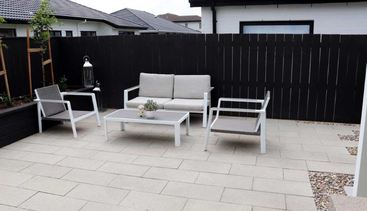 Extending an outdoor living area in Rodney | Project