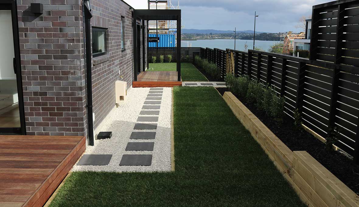 A Minimalist and Low-Maintenance Landscape for New Build in Hobsonville ...