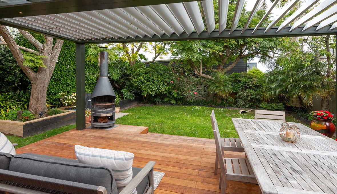 Creating a stylish outdoor living area in Point Chevalier, Auckland ...