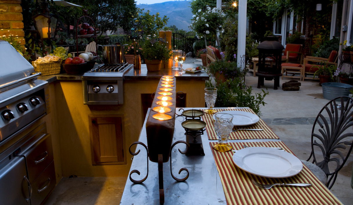 Designing an All-Weather Outdoor Kitchen in Wellington | Article