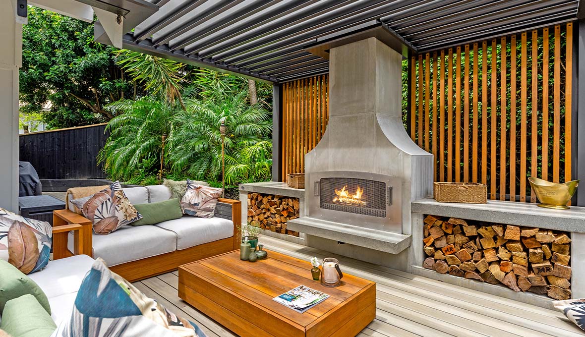 Creating a Stunning Outdoor Living Zone and Designer Deck in Greenlane ...