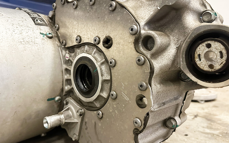 Tesla Model S Services by EV’s Republic - Drive Unit