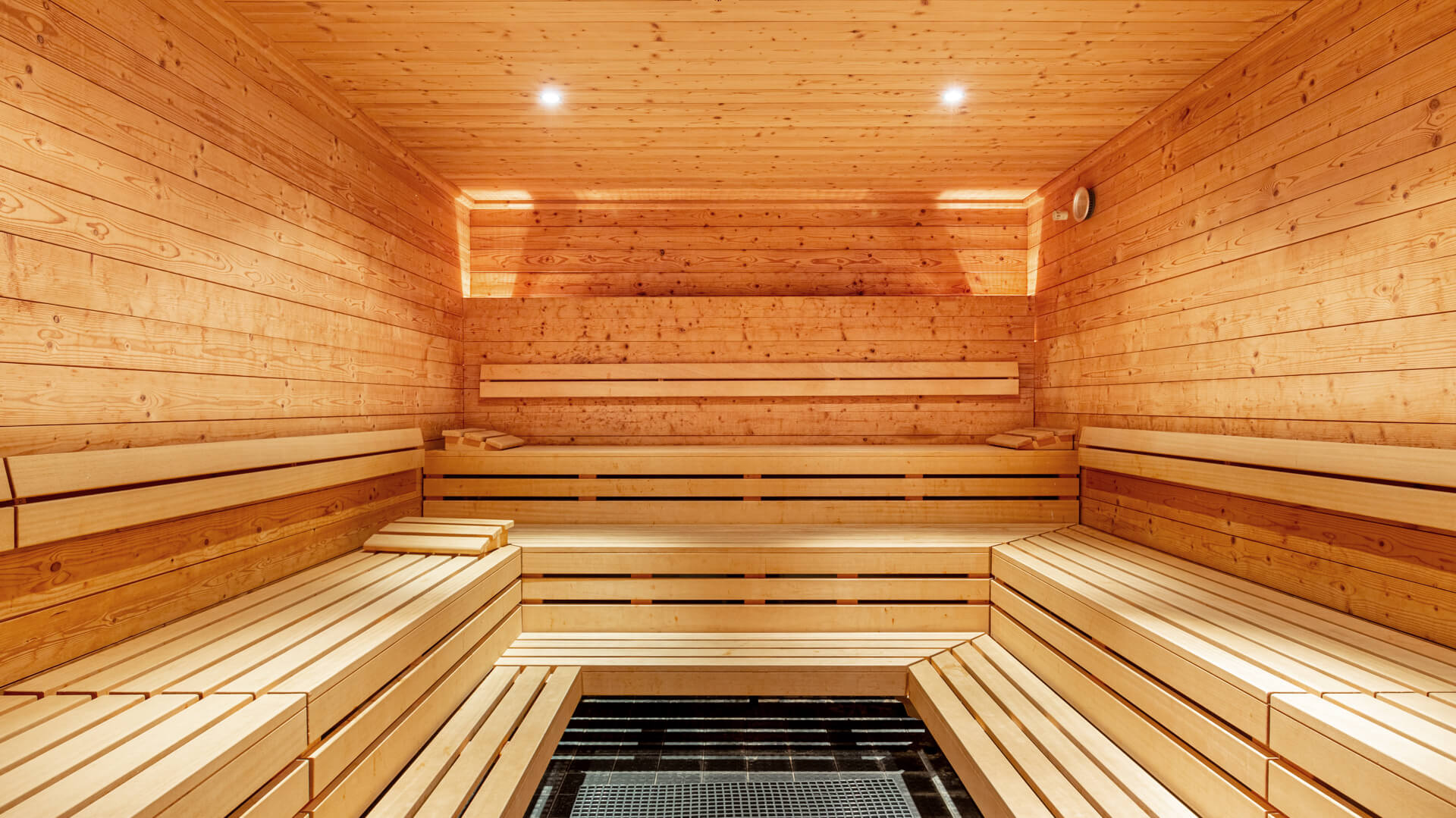 Fitness Studio Cologne | Secure exclusive offers now!