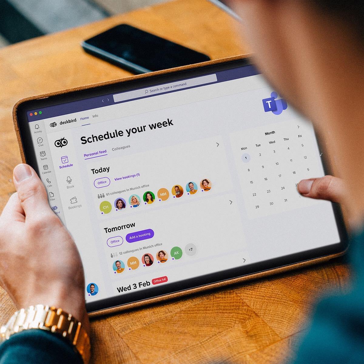Desk Booking Integration for MS Teams App by deskbird