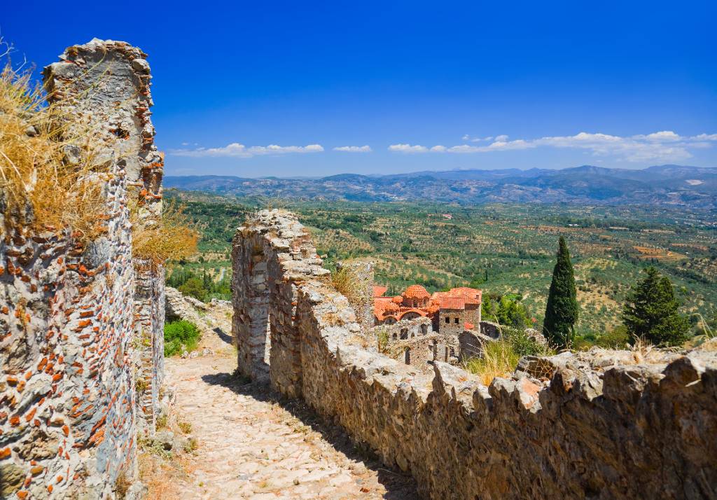 10 Things to Know Before Visiting the Greek Peloponnese
