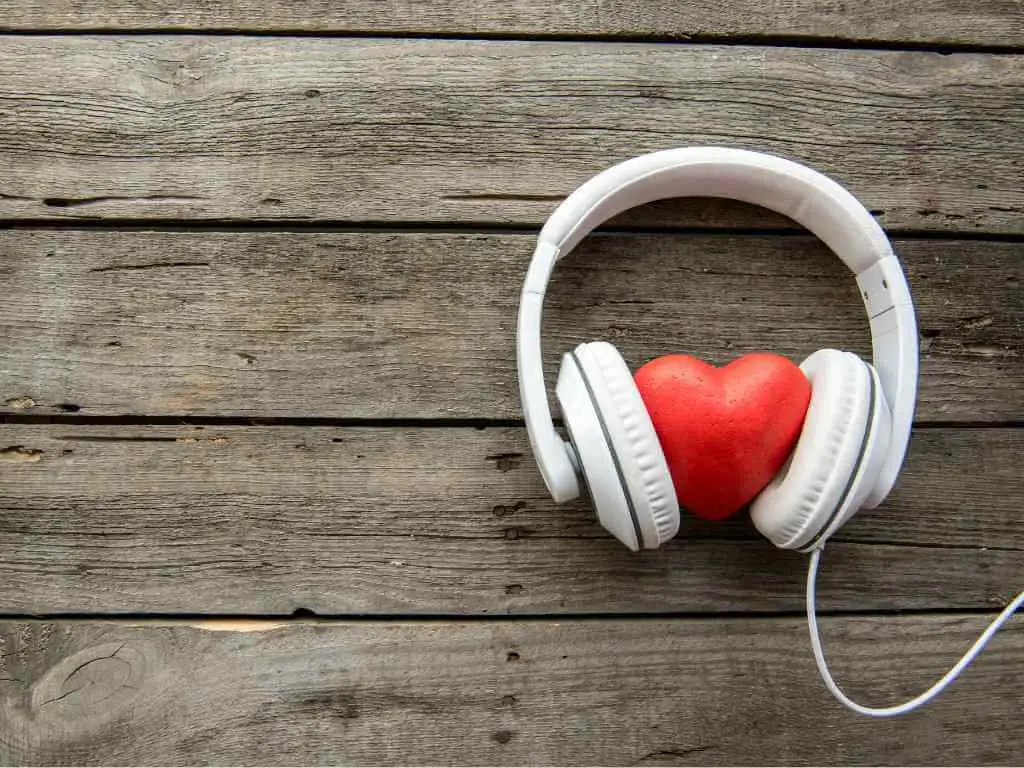 The Ultimate Travel Playlist: 100 Best Travel Songs (with Lyrics and ...