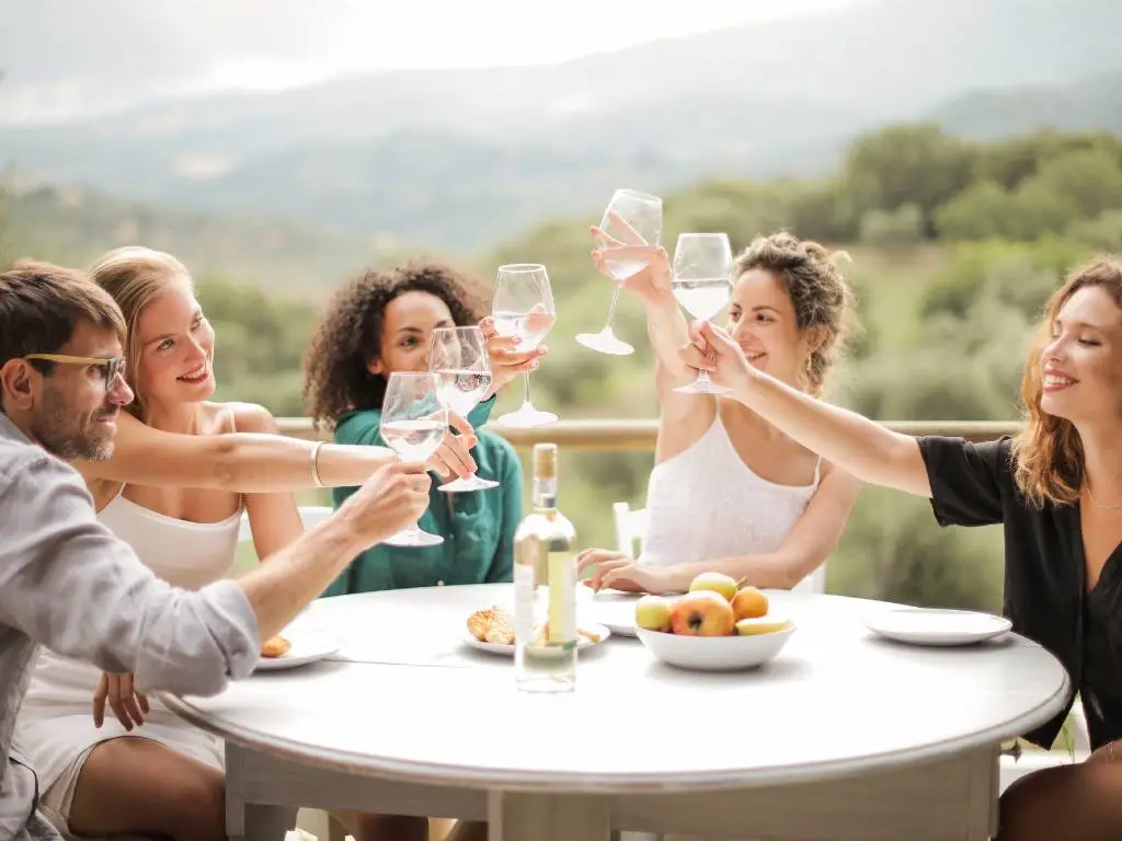 How to Plan the Perfect Stress-Free Trip with Friends