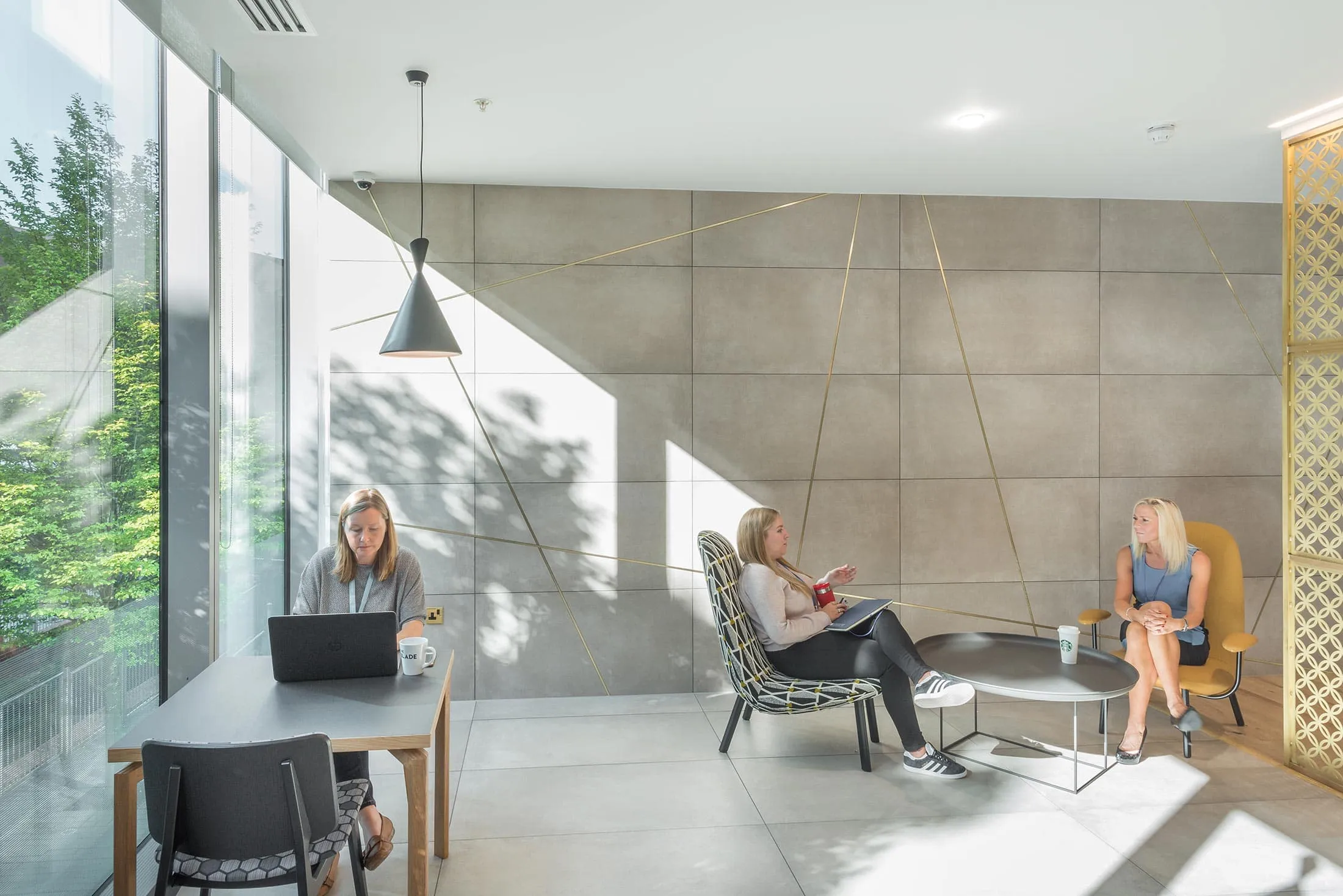 Welcome to The Blade, Reading