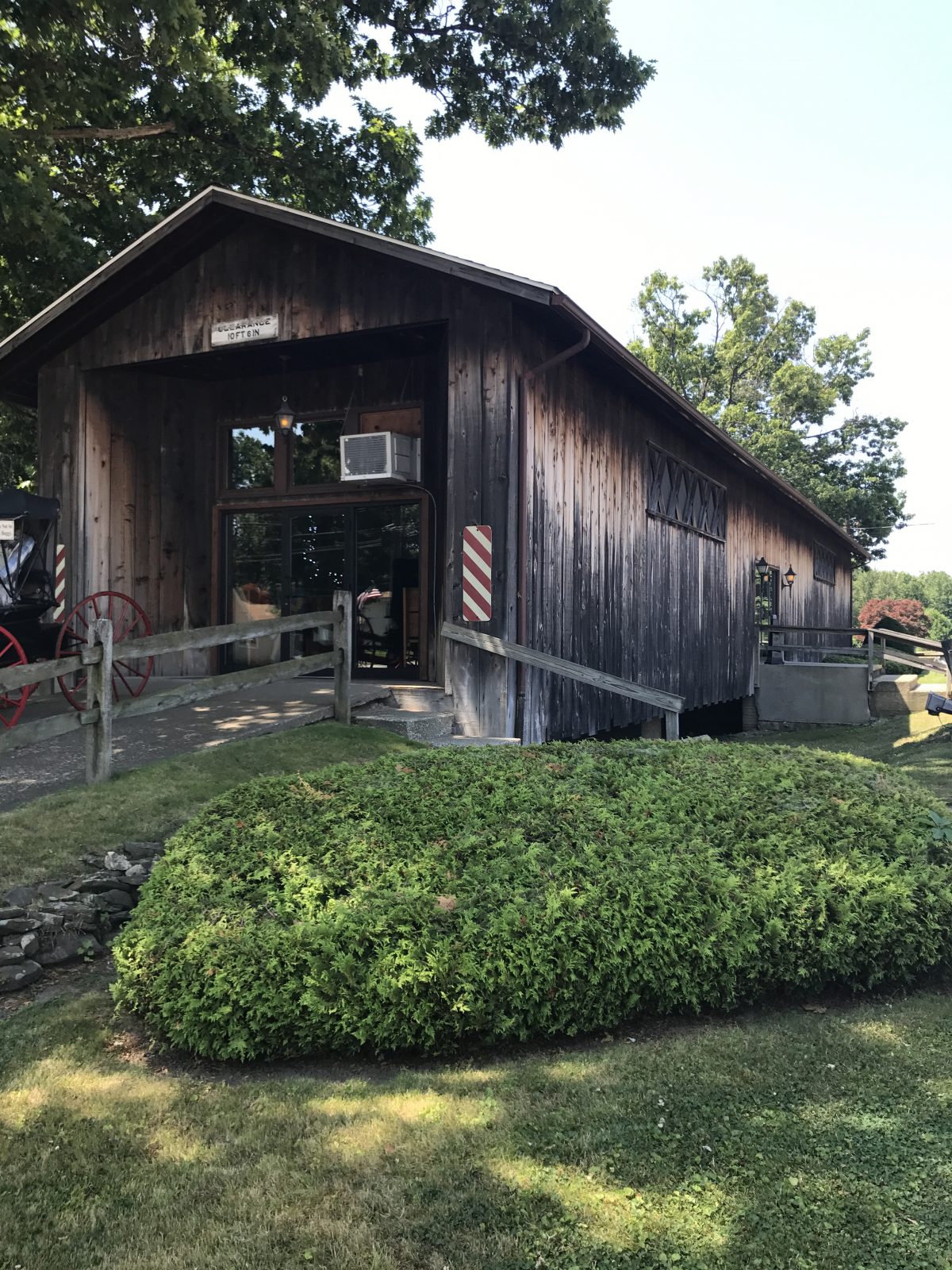 Quirky Ohio: Covered Bridge Pizza | Slide Nine