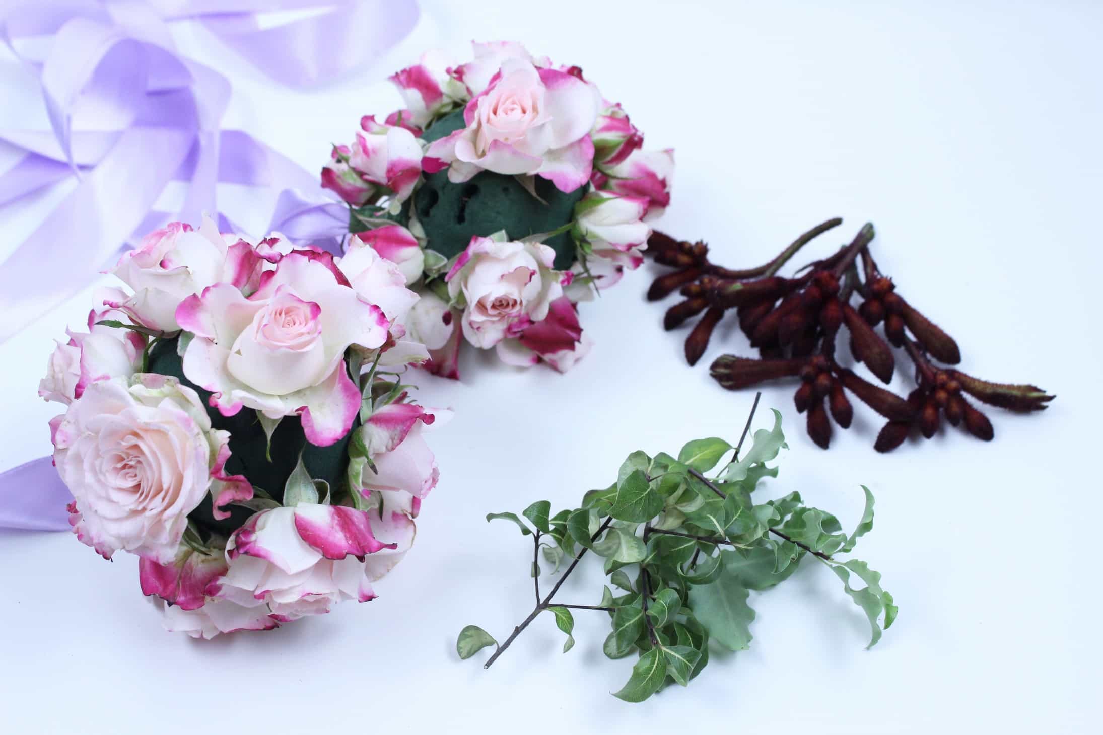 How to make flower balls with fresh flowers